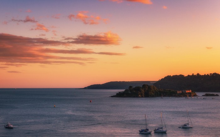 Plymouth Sunset Cruise on the Pilgrim Belle | Captain John Boats